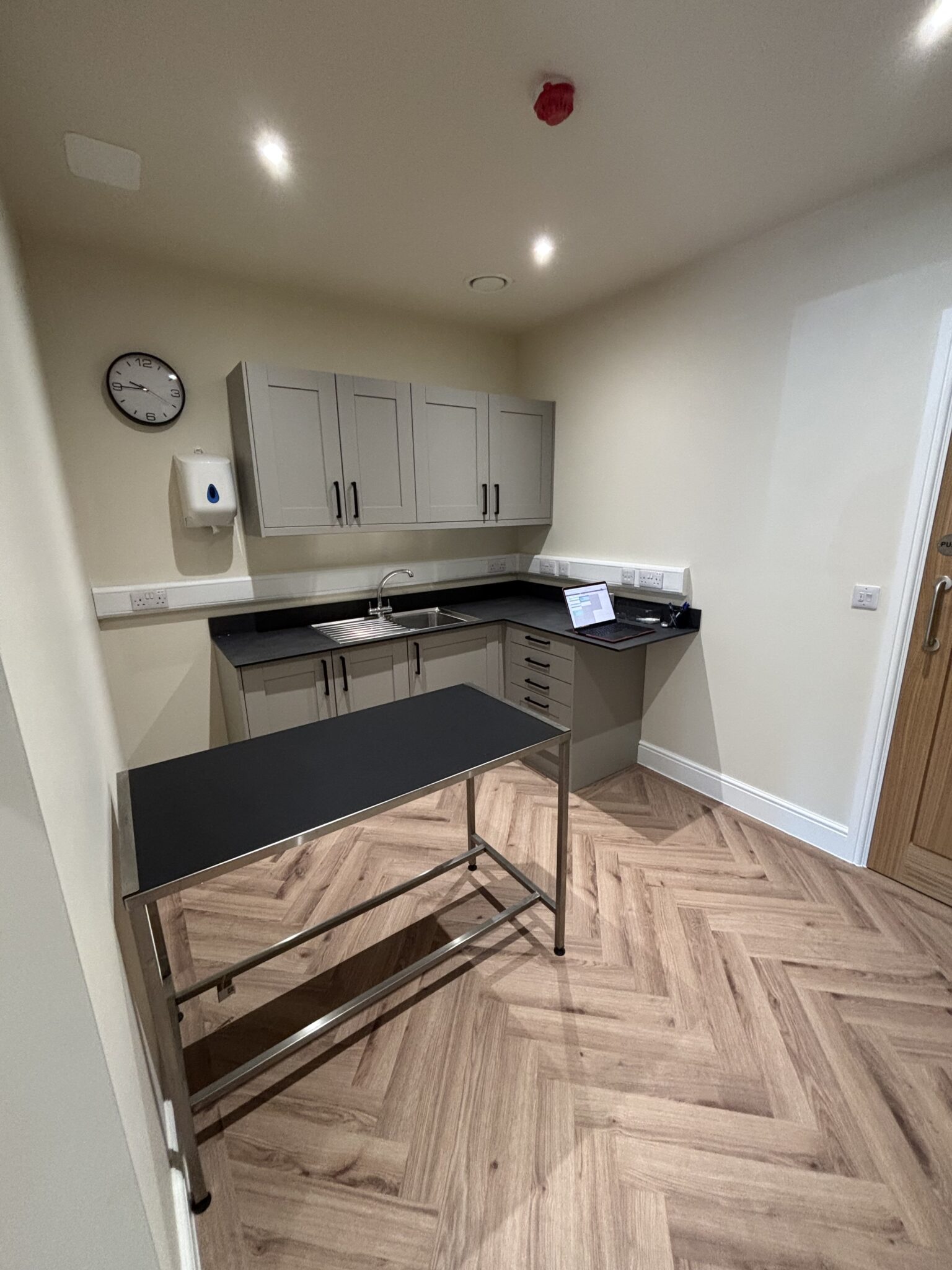 Tailored Imaging Solutions for Your New Veterinary Practice | IMV Imaging